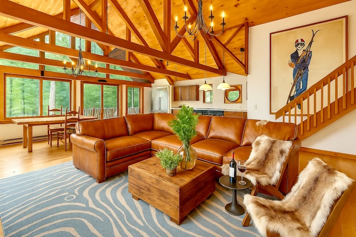 Stratton Designers Chalet 4 Br, Jacuzzi - Stratton, VT