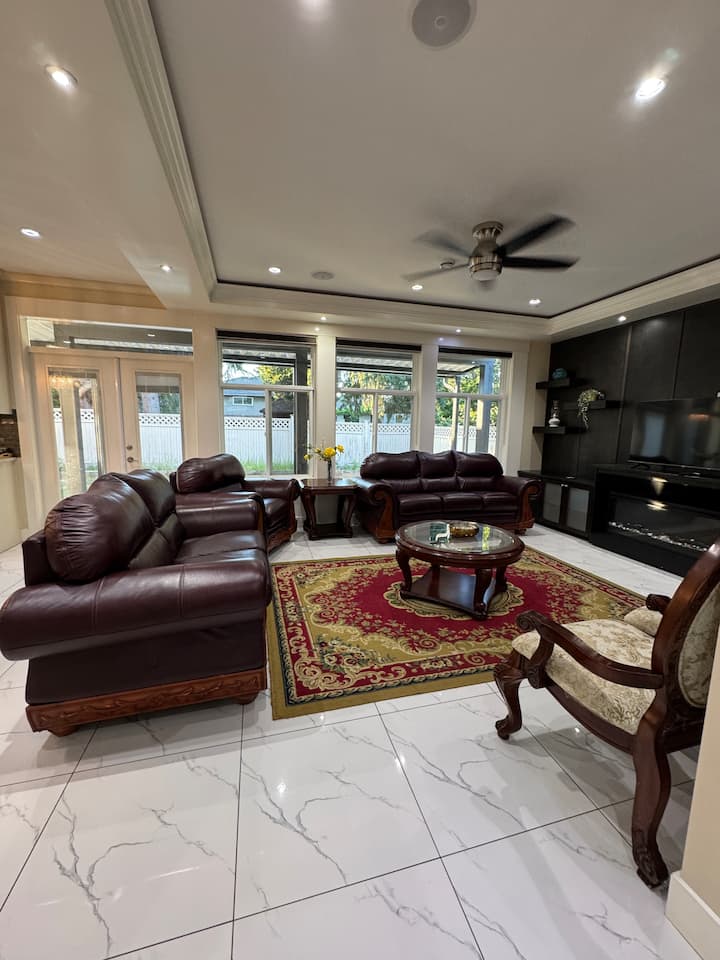 The Modern Spot - Surrey