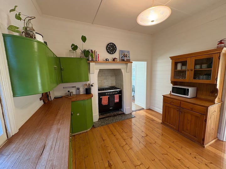 The Nook On The Hill - Armidale