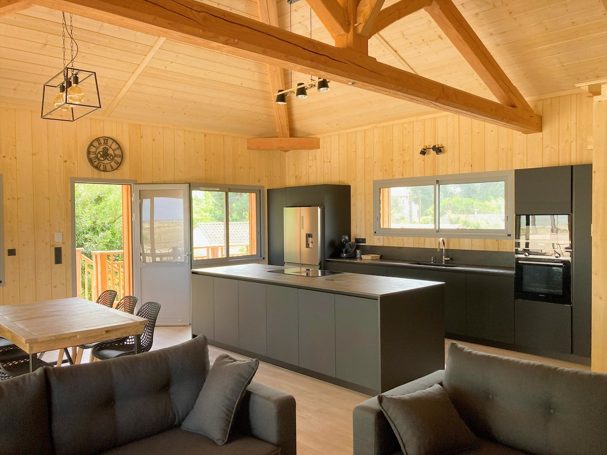 Wooden house on stilts, Plage de la Chambrette - Houses for Rent in Le ...