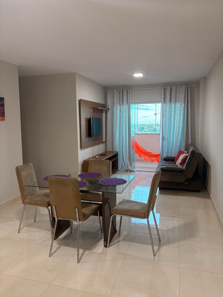 Apto De 3 Quartos A 2km Da Praia - São Luís