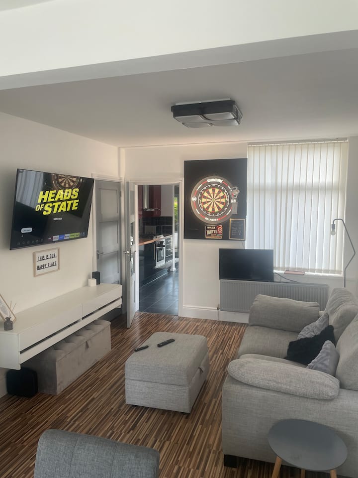 Jay’s House
The Open Golf Stay - Southport
