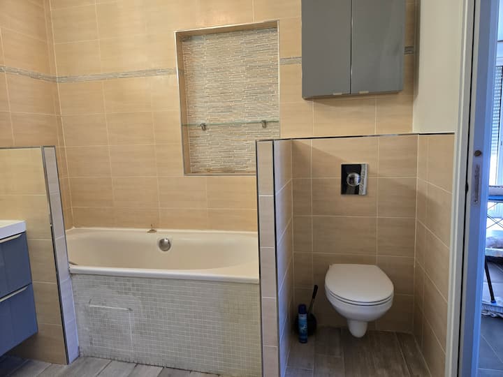 Bel Appartement En Rez-de-jardin - Fréjus