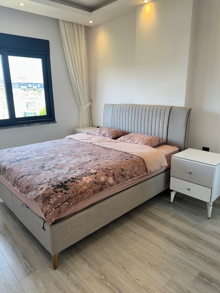 Квартира с видом на горы и море - Alanya