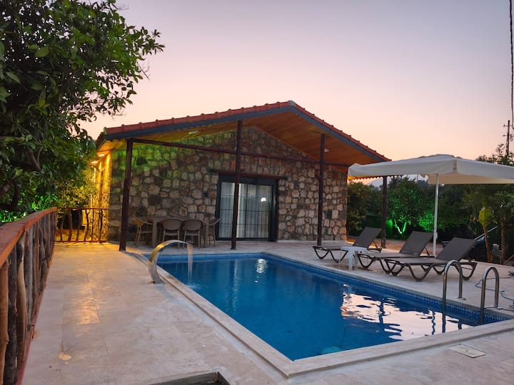 Antalya Adrasanda Havuzlu Villa - Adrasan