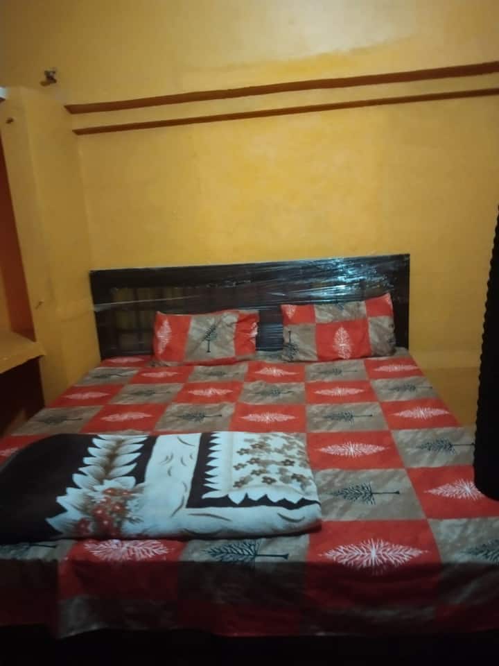 Radhika Yatri Nivas - Vrindavan