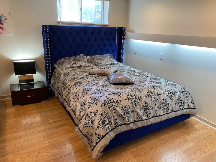 Private Beautiful Modern Bright - Vaughan