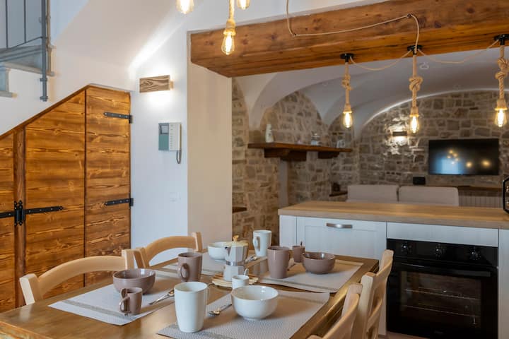 Ampia Dimora Storica Su 2 Piani - Rovetta Centro - Castione della Presolana