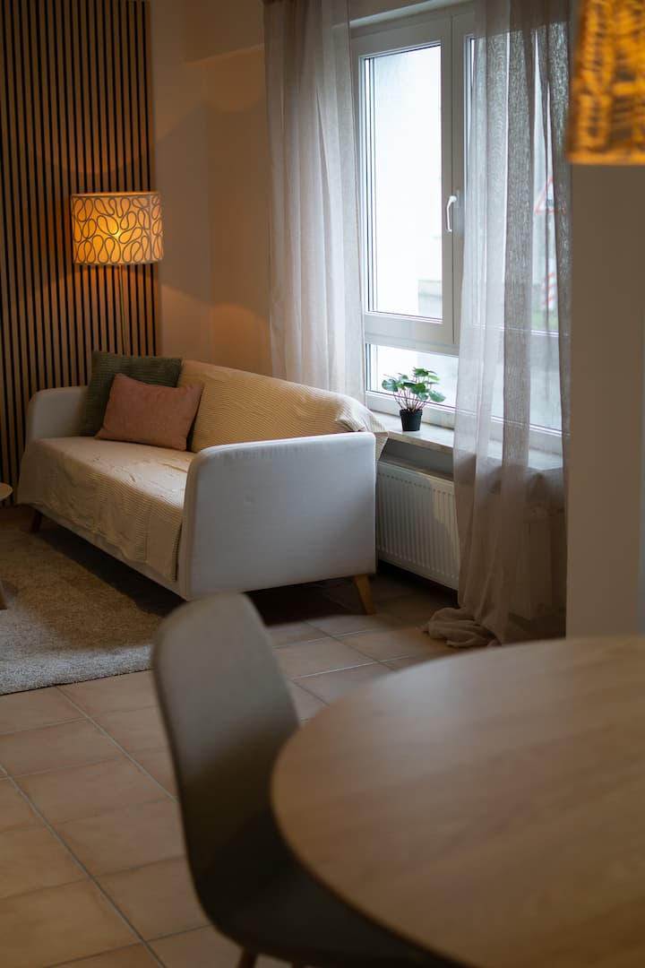 Homely House No.2 - Großes Ferienhaus @Hahnairport - Hahn