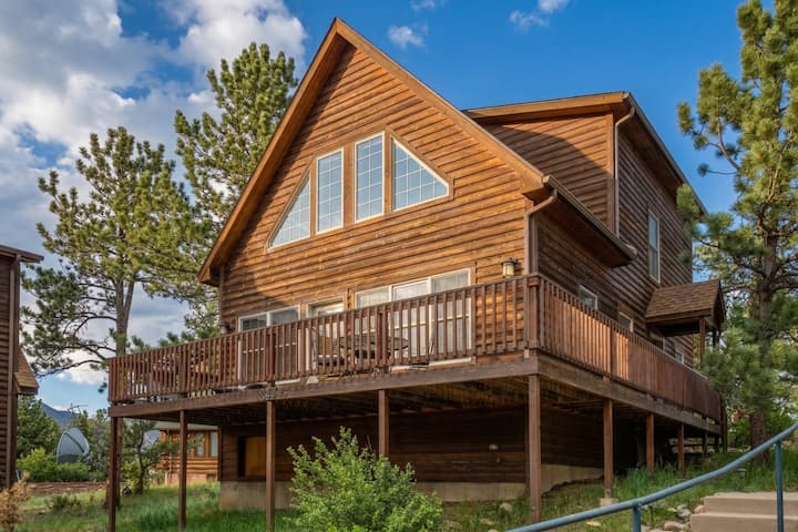 Awesome Cabin Views, Bbq, Fireplace, King Beds - Estes Park, CO