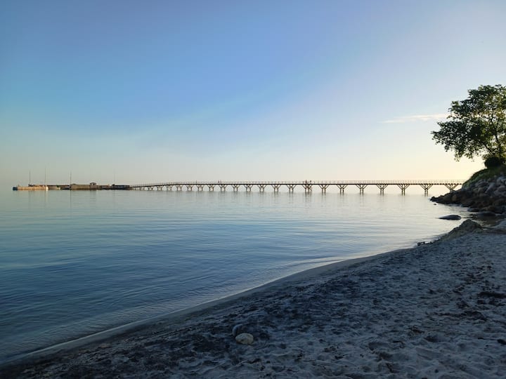 Hyggeligt Anneks I Lille Havneby - Bornholm