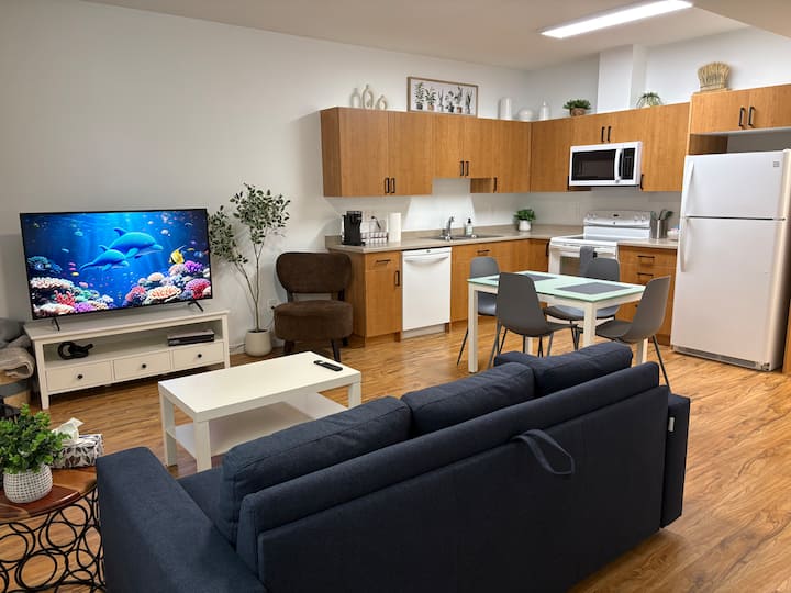 Modern Comfort In Kamloops - Kamloops