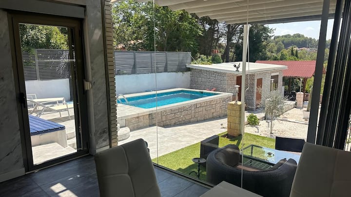 Chalet De Lujo+ Piscina+barbacoa - Chiva