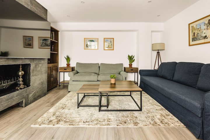 Spacious 3 Bed Apt With Garden - Londra