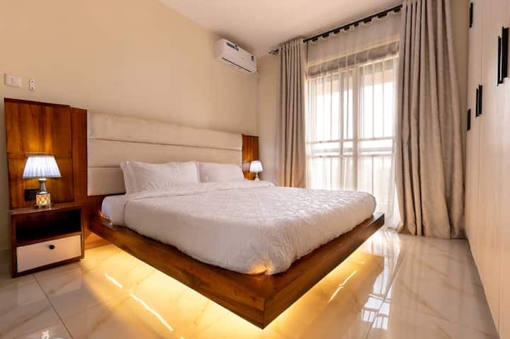 Ivyrose Luxury Apt No 7, With Rooftop Terrance - Uganda