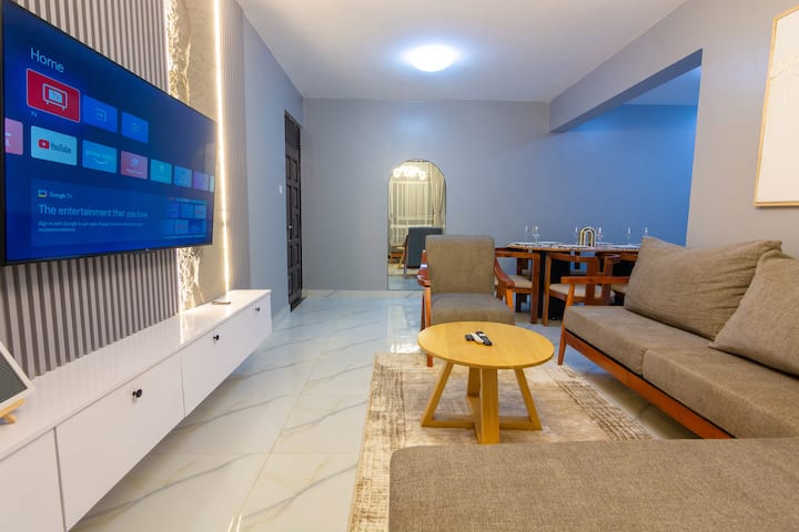 Luxury Ivyrose Apt No8 Family-friendly Stay - Kampala