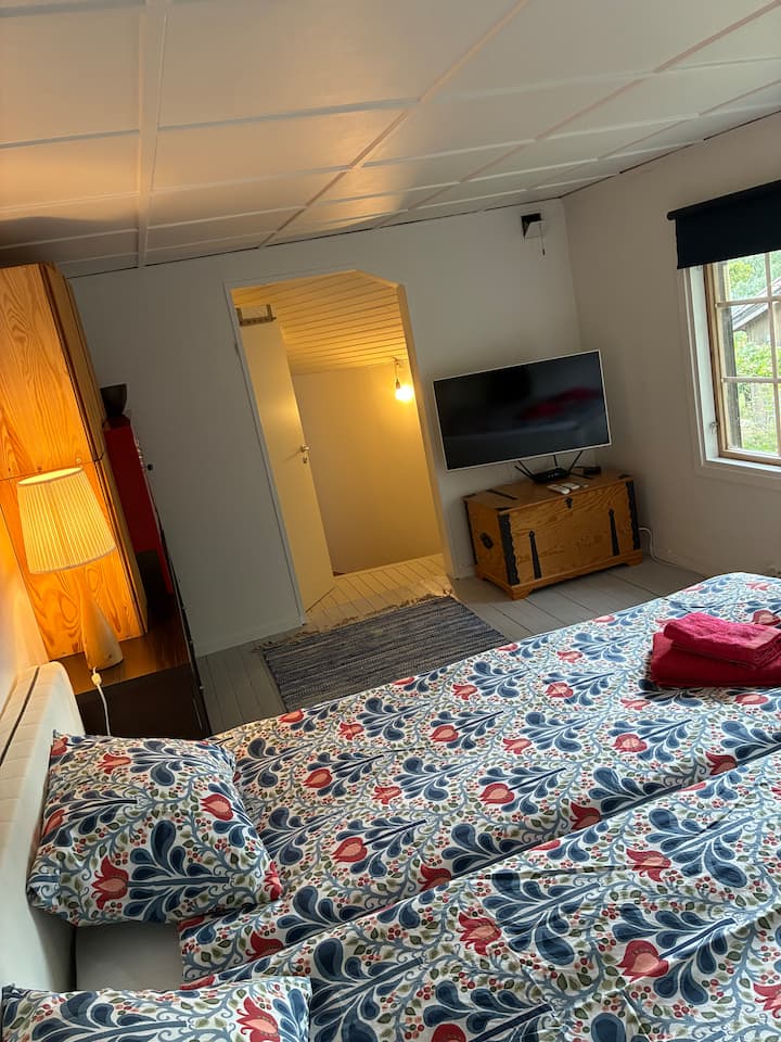 Kustnära Trivsam Gäststuga Vid Skogsbrynet - Vaxholm