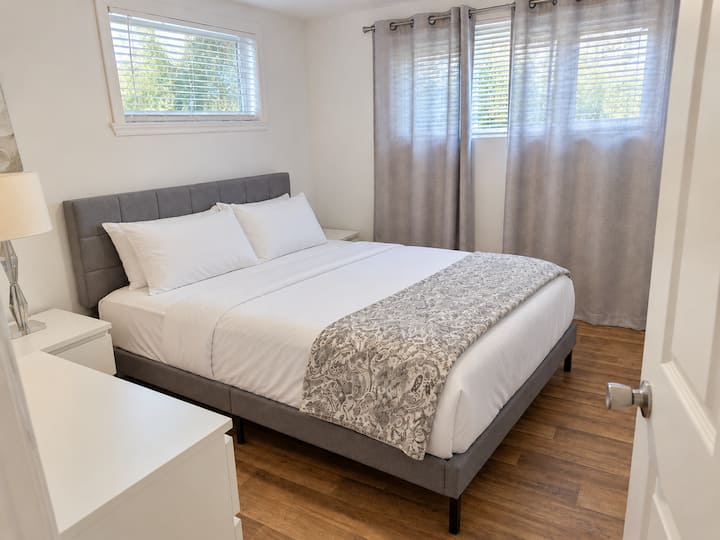 Spacious 2 Bedrooms Apartment - Quebec City