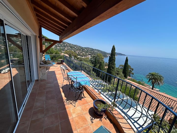 Charme De La Côte D'azur - Île du Levant