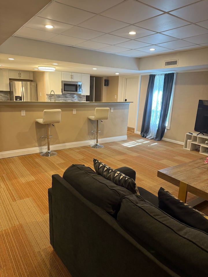 Modern And Spacious, Apartment - Florida Caverns State Park, Marianna