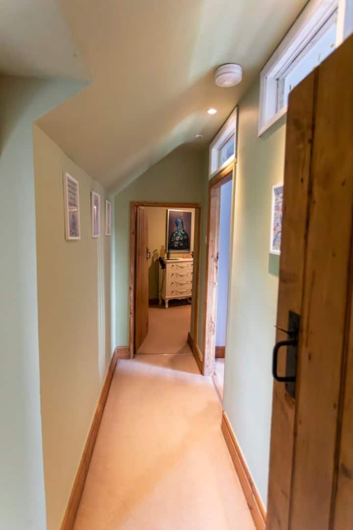 Picturesque Calm Cottage 10 Mins From Alton Towers - Alton