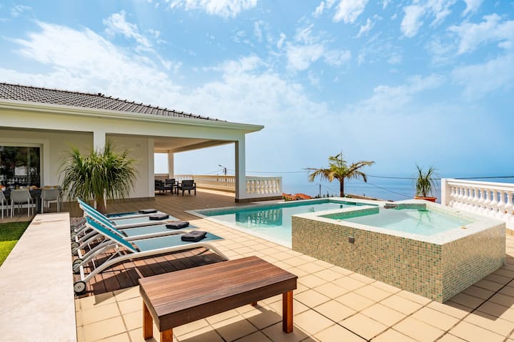 Quinta Dos Louros - Calheta