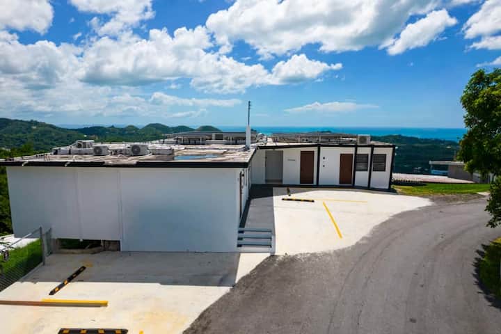 Rincón Home For 16+ | 10 Min Beach & Downtown - Rincón