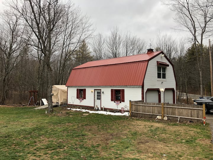 Studio Hideaway - Sanford, ME