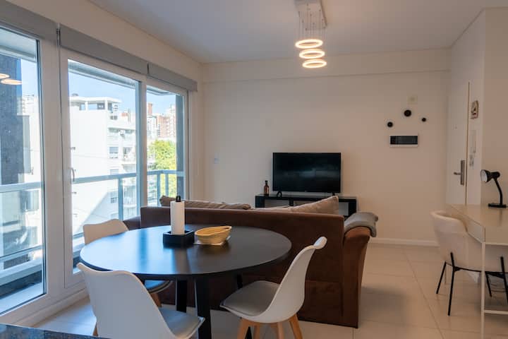 Depto Moderno Y Luminoso En Ubicación Ideal - Colonia Department