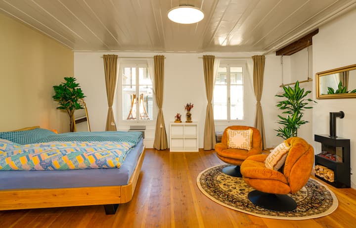 Leone Stays | Golden Castle Loft | 110m²| Old Town - Thun