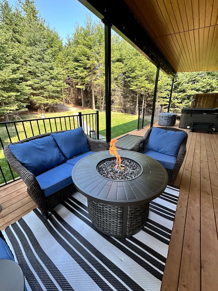 The Woodlot Cabin (Silver Fox) - Cavendish