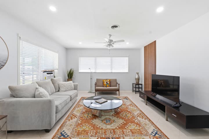 Charming Pompano Beach 1br Near The Beach - Pompano Beach, FL