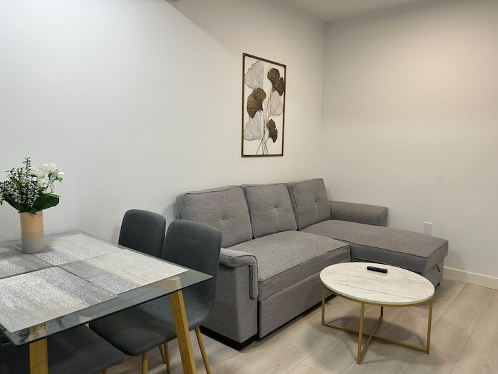 Legal 2br Basement Suite-weekly/monthly Discount - Calgary