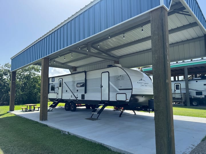 The Cozy Camper - Crystal Beach, TX