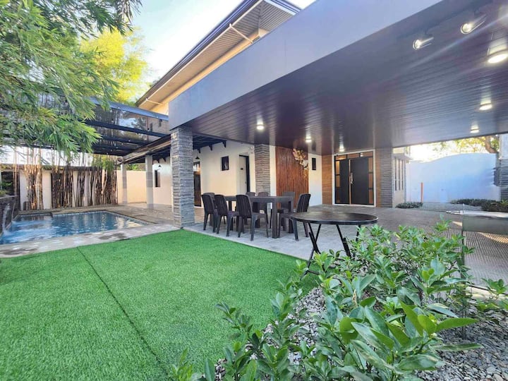 Dove Villa Unit 2 - 5br - Angeles