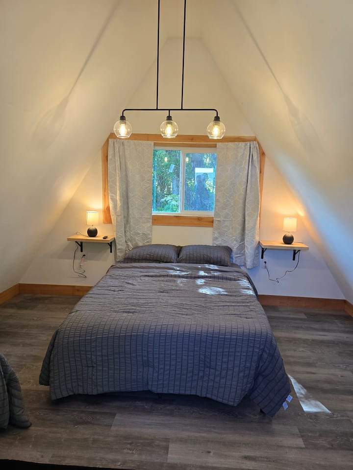 Rustic Homer A Frame - Homer, AK