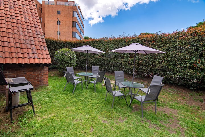 ¡Glorious Swiss Chalet & Chimney ~ Urban Shelter - Bogotá