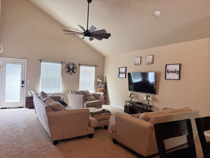 Humble And Friendly People - Elgin, TX