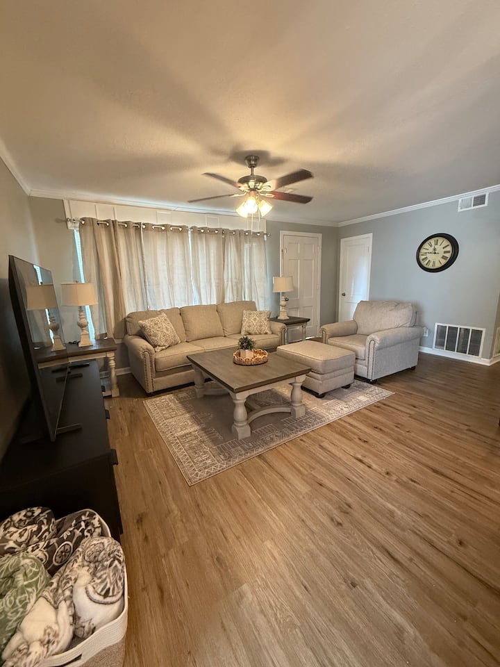 The Best Nest - Shreveport, LA