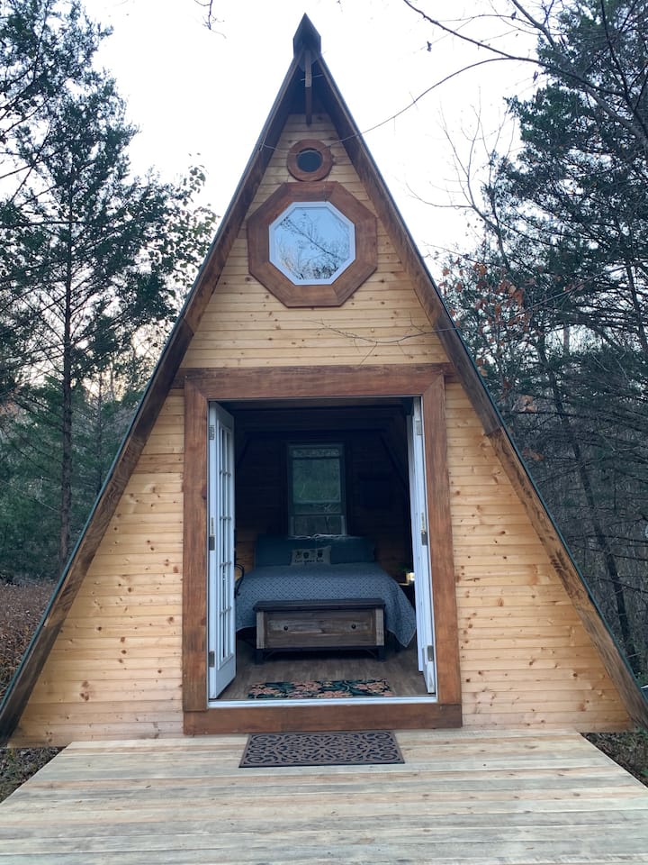Off Grid A-frame Glamping Cabin. - Dripping Springs, OK