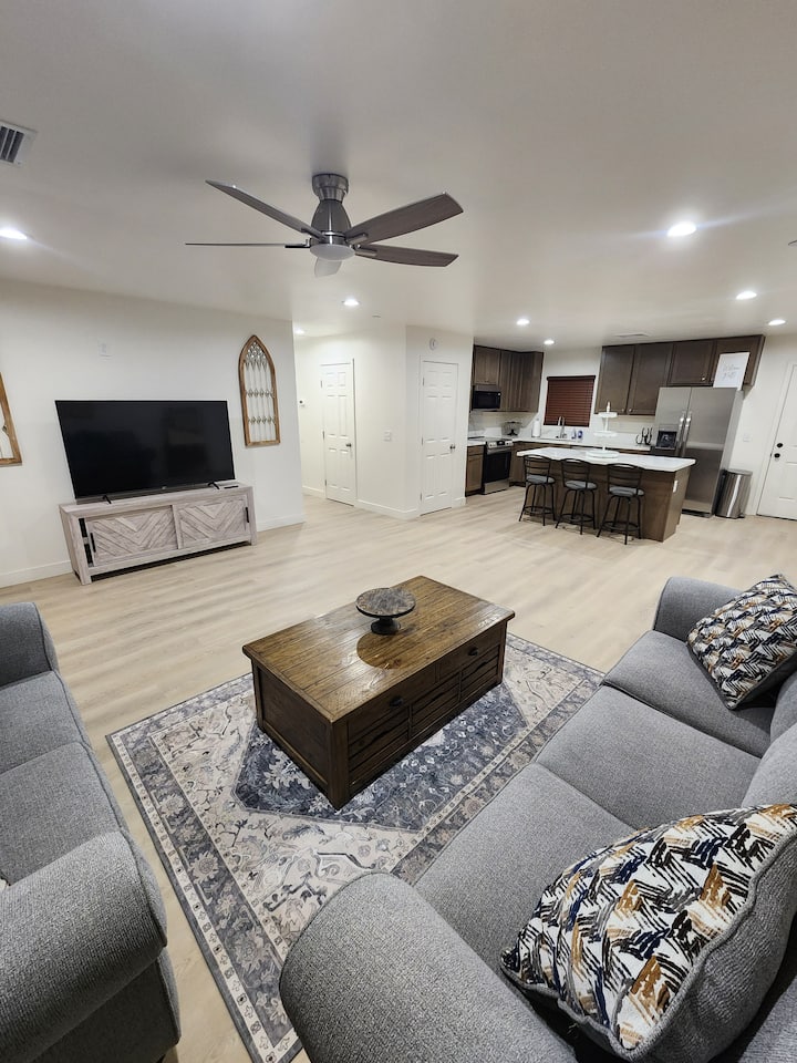 Country Desert Retreat - Ridgecrest, CA