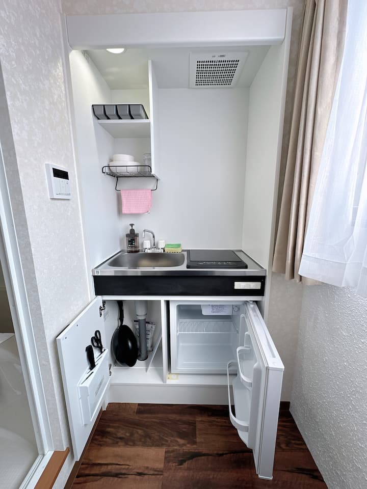 02-4【勝hotel】地铁1分/寄存行李/机场直达/jr新今宫/难波/天王寺/心斎橋/wi-fi - Osaka