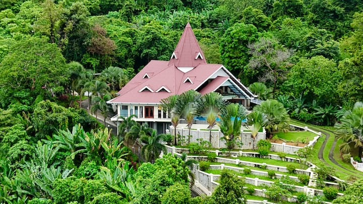The Diamond Villa. Pool, Jacuzzi & Panoramic Views - Langkawi