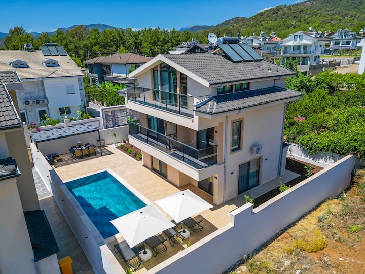 Villa Likya 7-
Perfect For 7, Near Beach - Çalış Beach