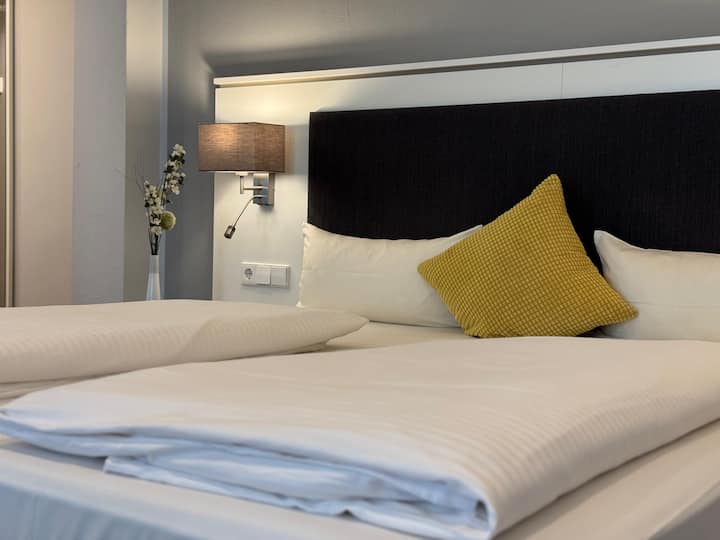 Superior-zimmer Im Zentrum Stuttgarts - Stuttgart