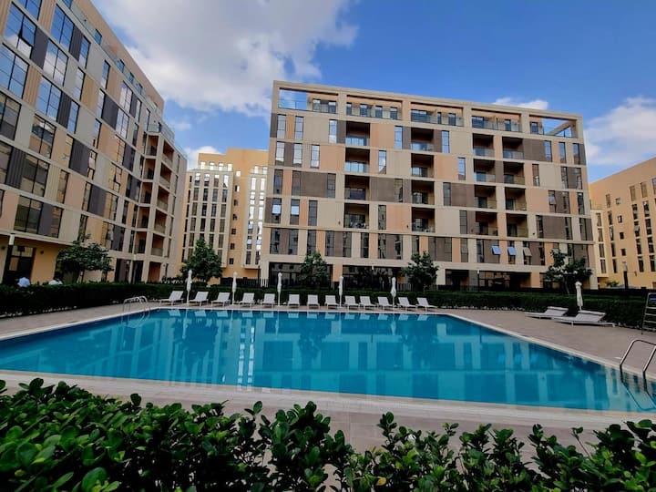 Studio With Pool View - Sharjah