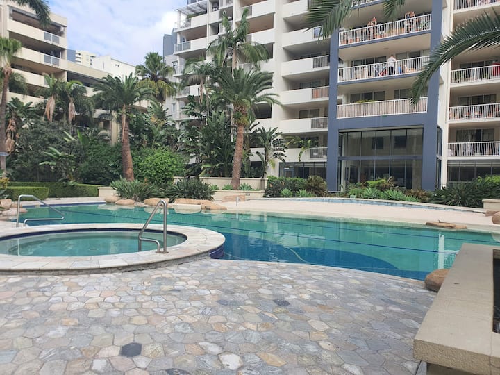 Family Friendly Tropical Oasis In Brisbane Cbd - Brisbane