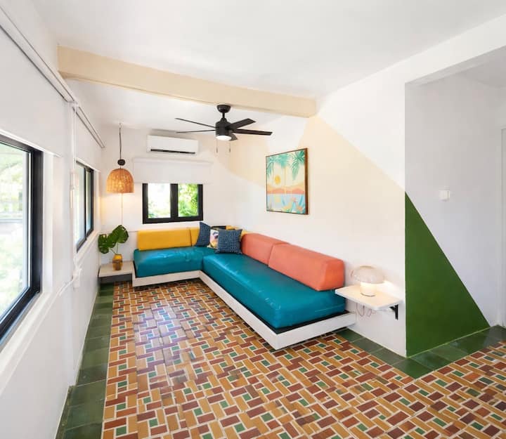 A Cool Tripper's Inn Room #6 - San Juan, Puerto Rico