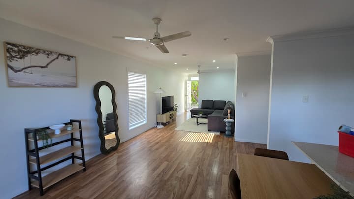 A Luxe In The Bah - Complete 3bed Unit! - Moranbah