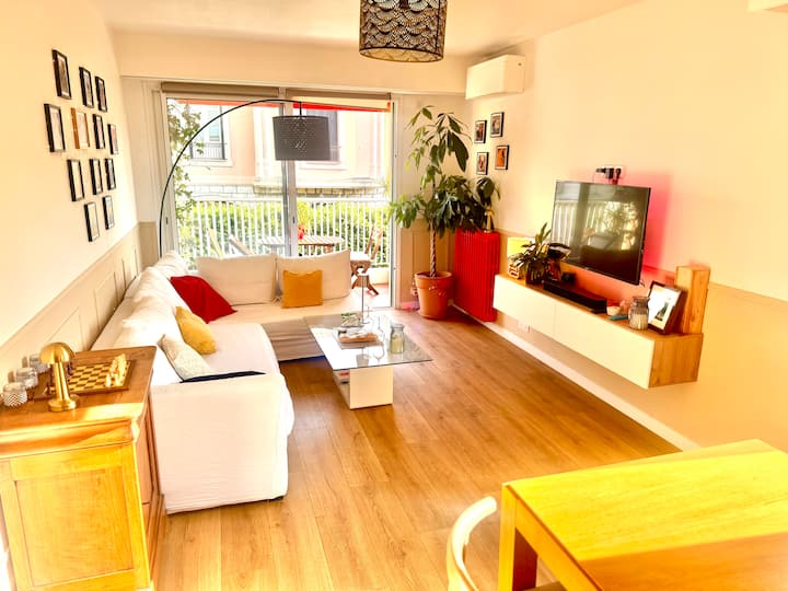 Deux Pièces Climatisé, Quartier Calme Absolu - Villefranche-sur-Mer